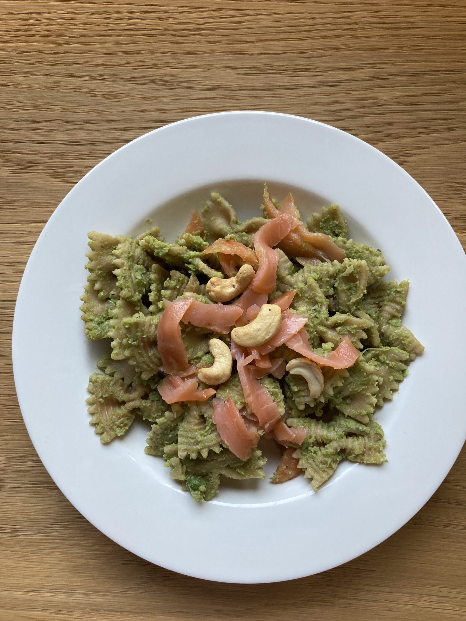 Ricetta di Pasta Crema di Fave e Salmone - Dott.ssa Dalila Miceli